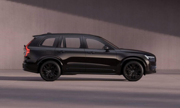 2026 Volvo XC90 Black Edition Arrives Dressed Like It’s Headed to a ...